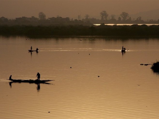 Prevrnuo se brod u Nigeriji, poginulo više od 100 ljudi (VIDEO)