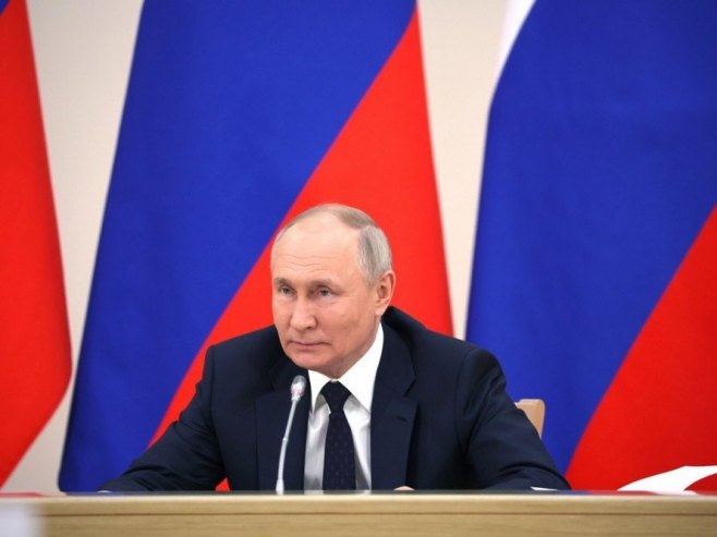 Milion i po pitanja za Putina